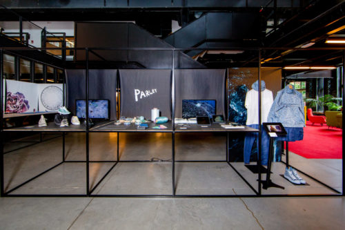 EZTube for Reusable Trade Show and Exhibit Solutions - EZTube