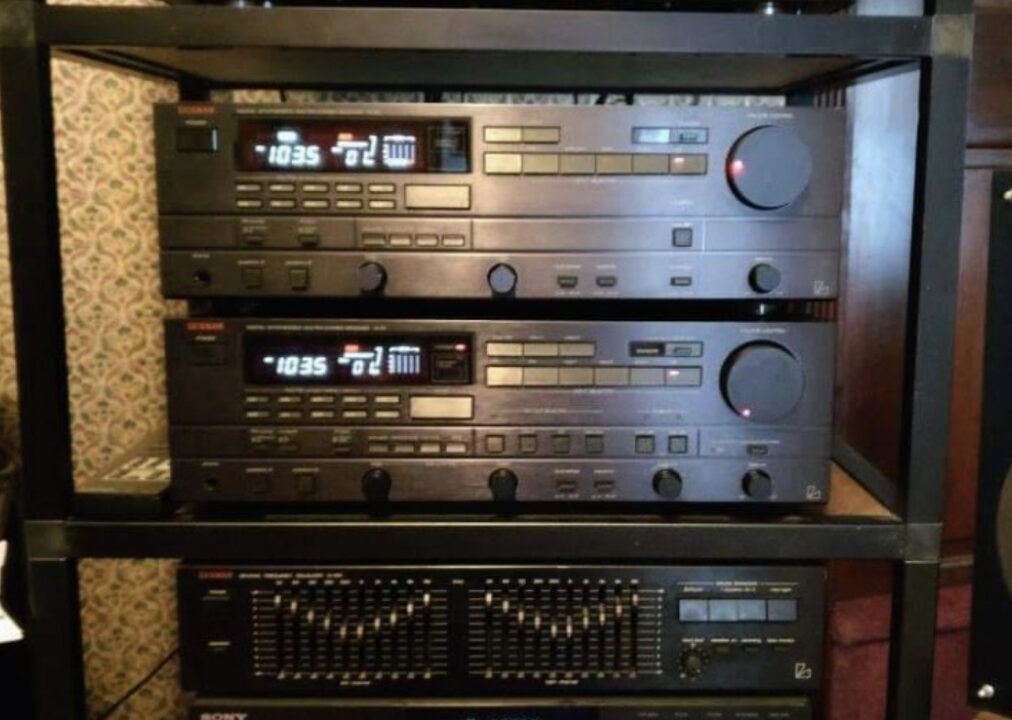 How I built my own stereo rack and speaker stands out of square tubes ...