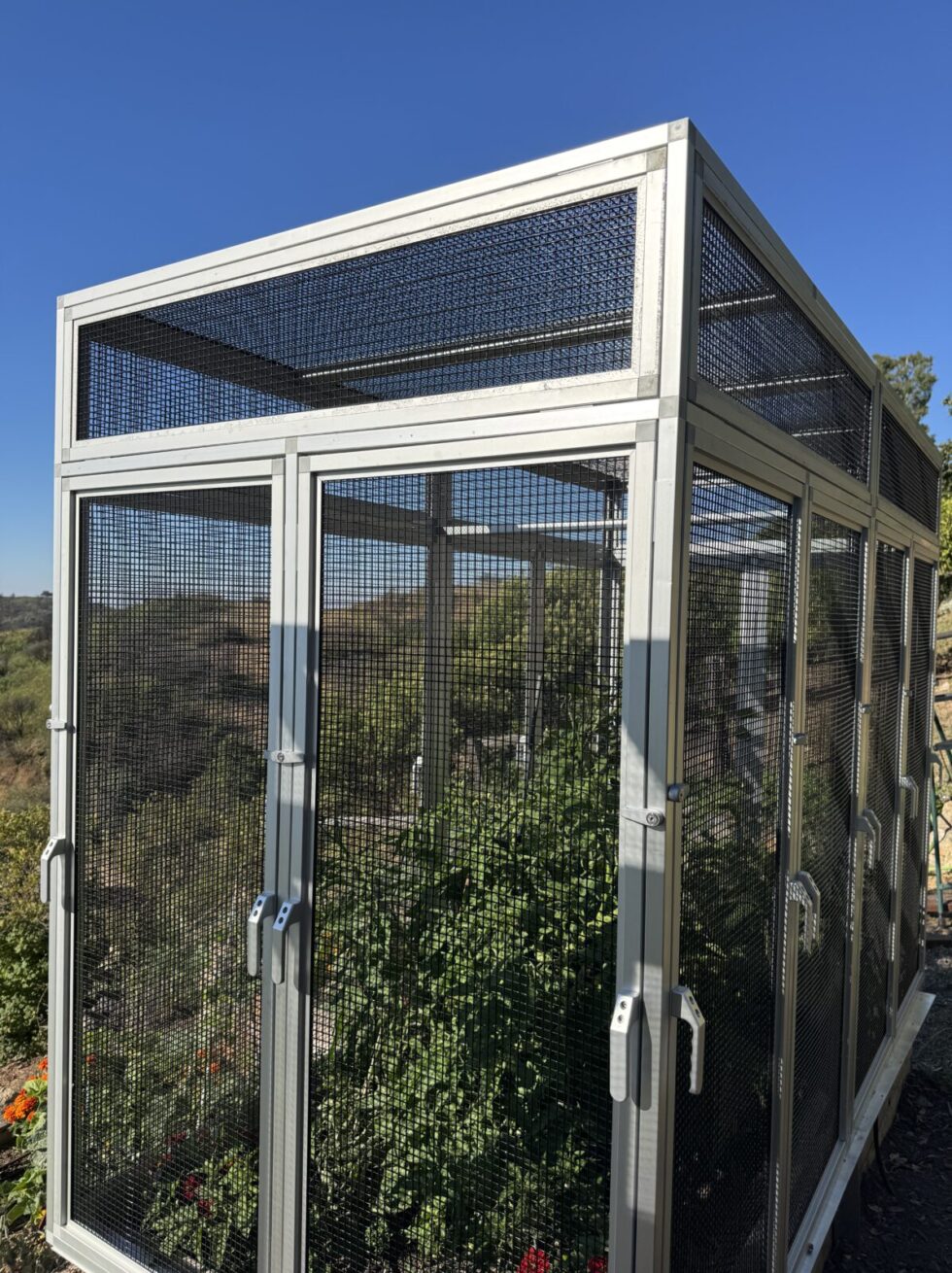 Modular Framing: Easy Modular Aluminum Framing Assembly - EZTube | Easy ...